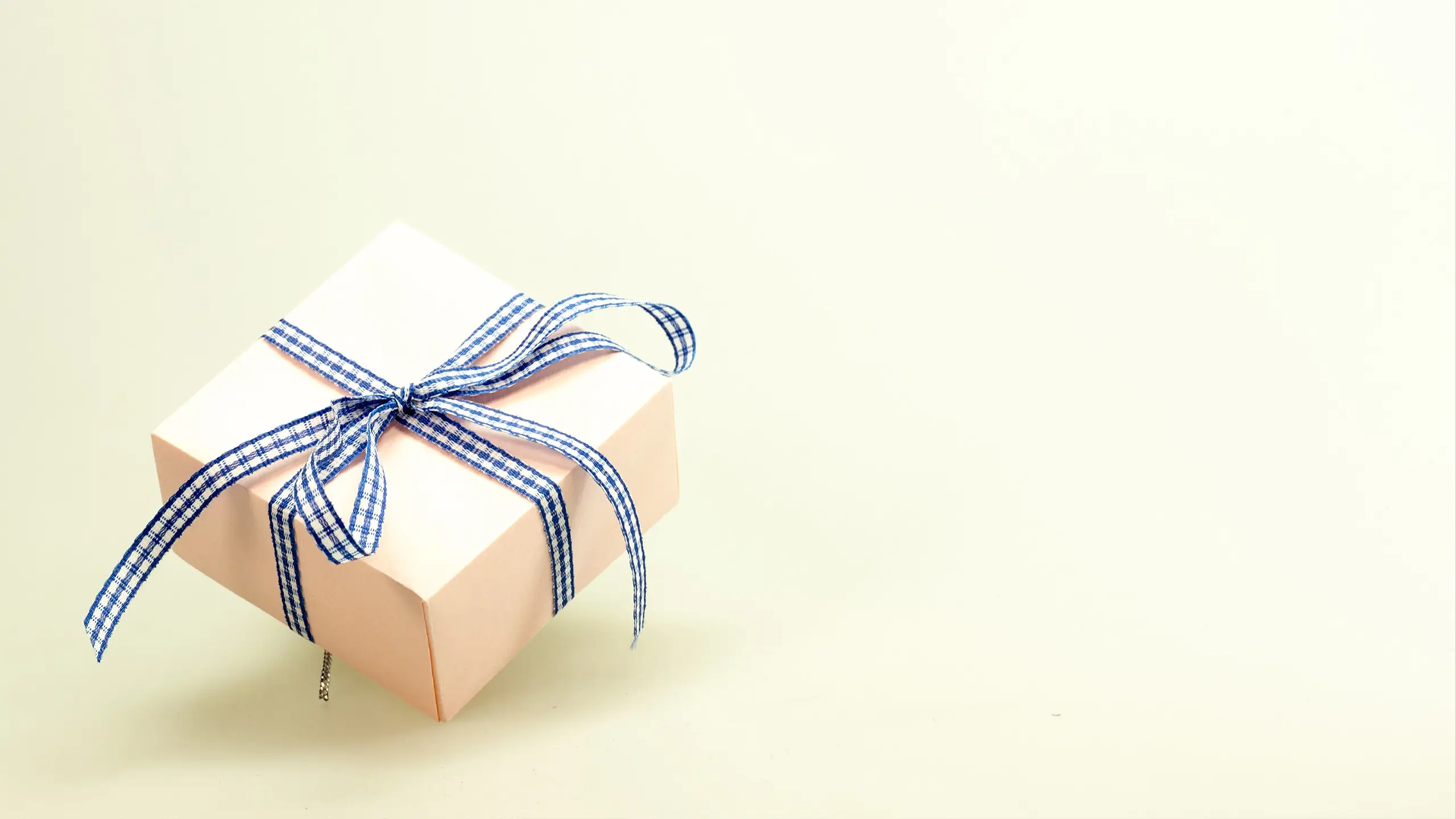 Gaver - Find god inspiration i vores butikker - RO's Torv